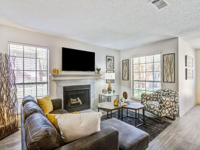1 BR, 1 BA Apartment 903 West Road to Six Flags Street Unit 3403, Arlington, TX 76012