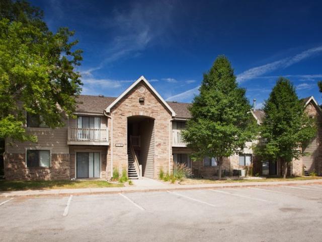 1 BR, 1 BA Apartment 900 65th Street Unit 02018, Windsor Heights, IA 50324