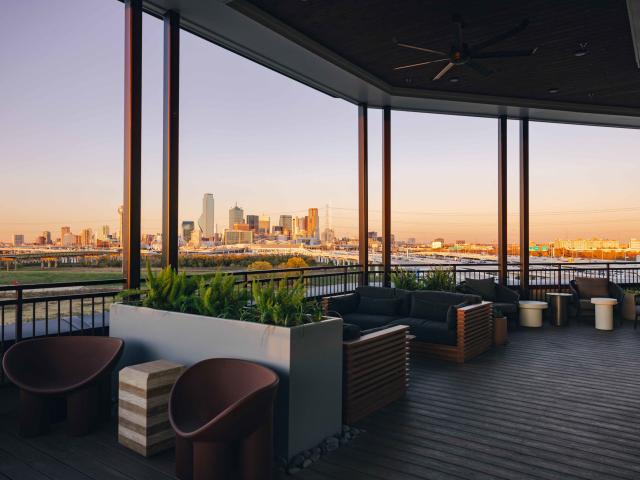 1 BR, 1 BA Apartment 900 East Colorado Boulevard Unit 236, Dallas, TX 75203