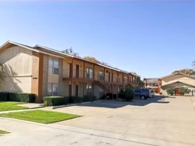1 BR, 1 BA Apartment 900 N Center Street Unit 1 202, Arlington, TX 76011