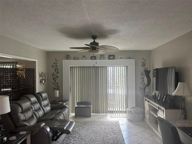1 BR, 1 BA Apartment 900 River Reach Drive, Fort Lauderdale, FL 33315