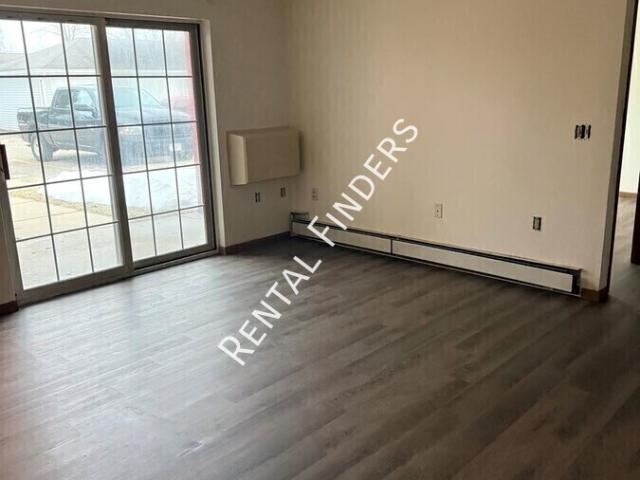 1 BR, 1 BA Apartment 907 Madison Ave Marinette, WI 54143