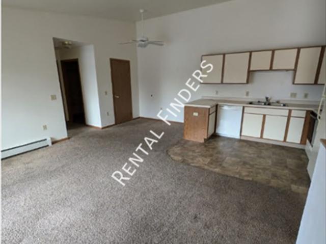 1 BR, 1 BA Apartment 907 Madison Ave Marinette, WI 54143