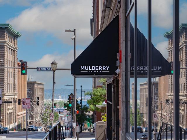 1 BR, 1 BA Apartment 905 Broadway Boulevard Unit 304, Kansas City, MO 64105