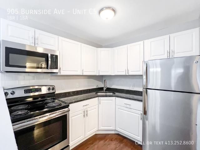 1 BR, 1 BA Apartment 905 Burnside Ave, East Hartford, CT 06108