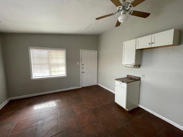 1 BR, 1 BA Apartment 909 Alametos, San Antonio, TX 78201