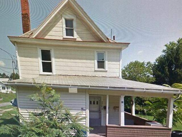 1 BR, 1 BA Apartment 90 Jefferson St, Unit 1/2, Westover, WV 26501