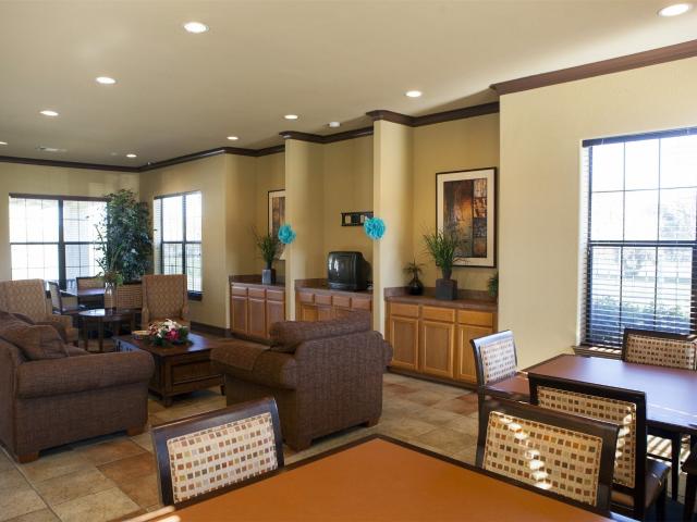 1 BR, 1 BA Apartment 910 North Frio Street, San Antonio, TX 78207
