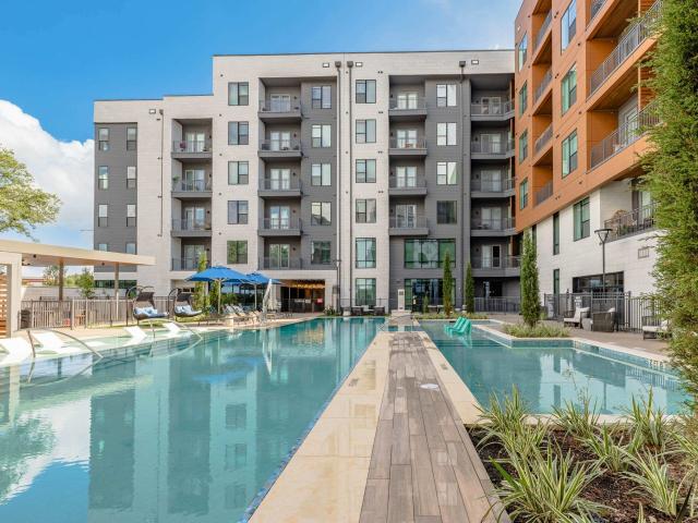 1 BR, 1 BA Apartment 9127 Research Boulevard Unit 1251, Austin, TX 78758