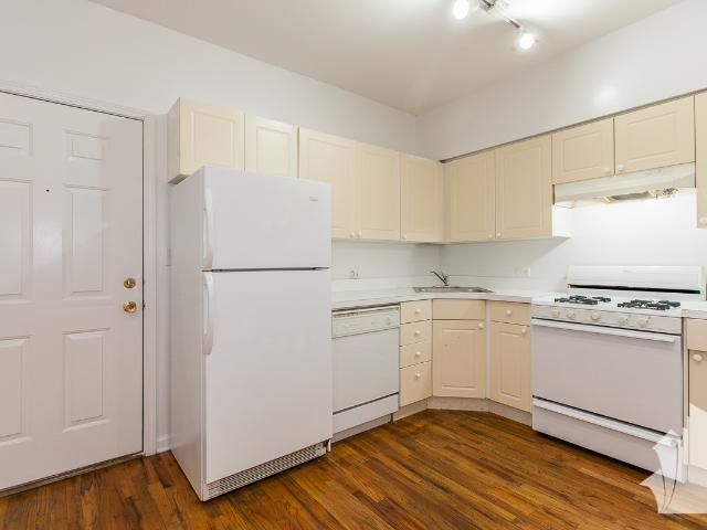 1 BR, 1 BA Apartment 917 West Dakin, Chicago, IL 60613