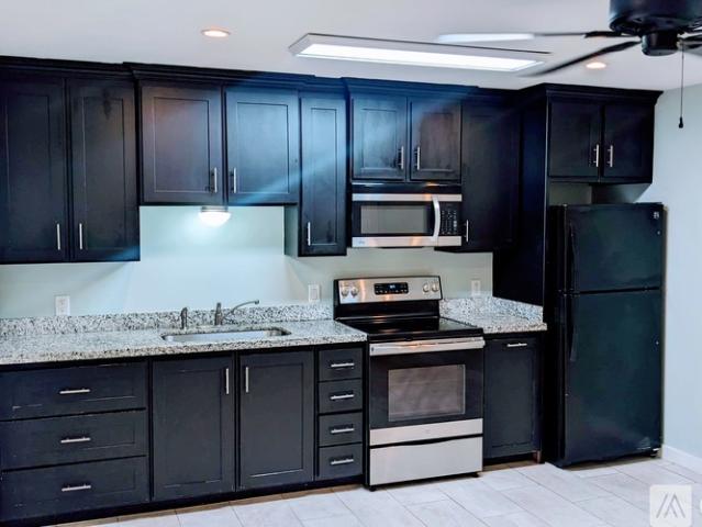 1 BR, 1 BA Apartment 917 Hendricks Ave, Unit B, Laredo, TX 78040