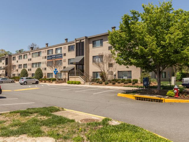 1 BR, 1 BA Apartment 9190 Richmond Highway Unit D111, Fort Belvoir, VA 22060