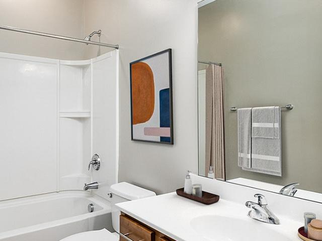 1 BR, 1 BA Apartment 921 Park Center Dr. Ste 103 Unit 305, Matthews, NC 28105
