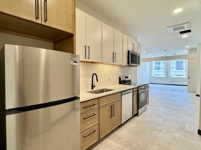 1 BR, 1 BA Apartment 929 Walnut, Kansas City, MO 64106