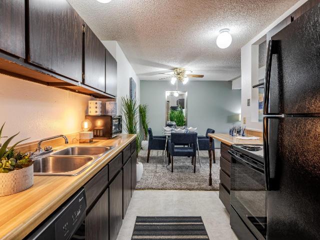 1 BR, 1 BA Apartment 9 Candlelight Drive Unit 08W05, Springfield, IL 62704