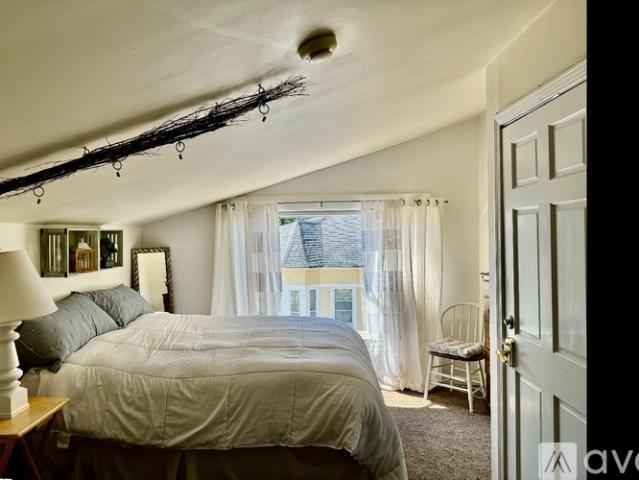 1 BR, 1 BA Apartment 9 Garden St, Unit 9G4, Newburyport, MA 01950