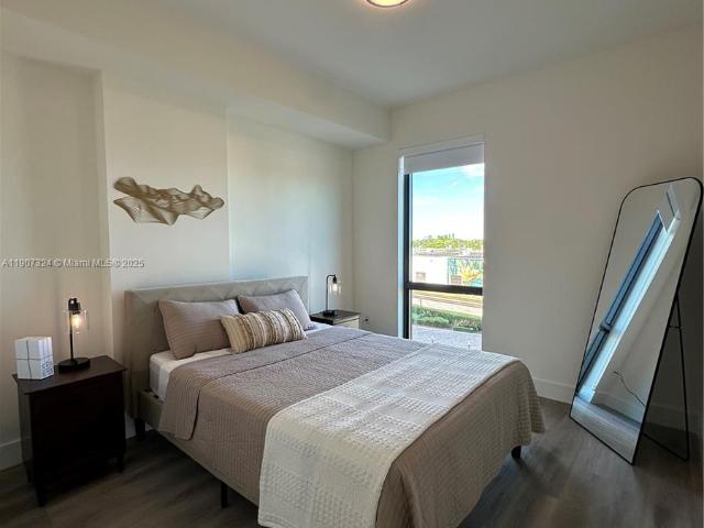 1 BR, 1 BA in Central Oakland Park