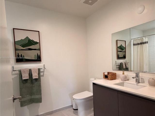 1 BR, 1 BA in Central Oakland Park