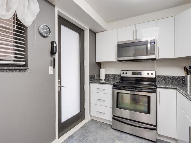 1 BR, 1 BA in Golden Isles