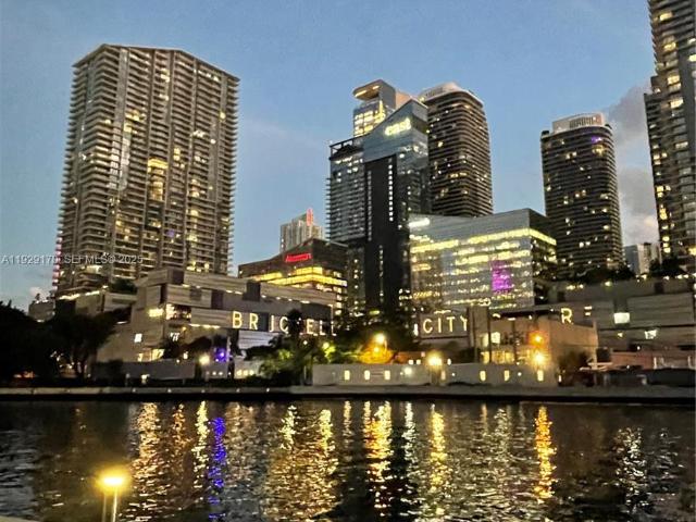 1 BR, 1 BA in Downtown Miami