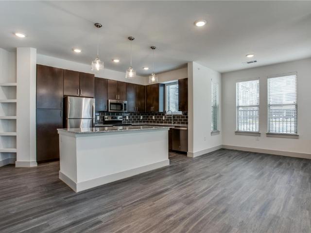 1 BR, 1 BA in East Medical District