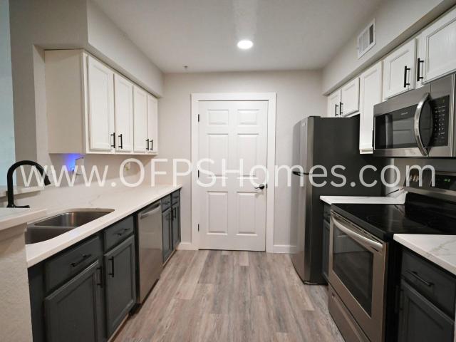 1 BR, 1 BA in Indian Lake