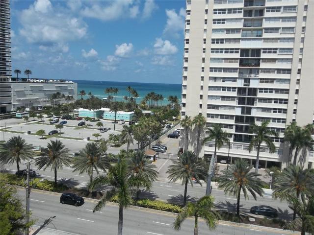 1 BR, 1 BA in Oceanside