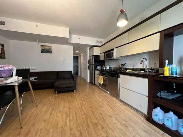 1 BR, 1 BA in Miami Beach City Center