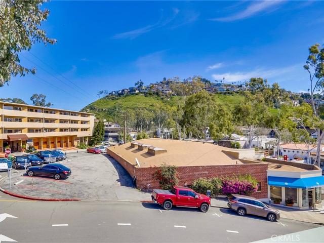 1 BR, 1 BA in North Laguna Beach