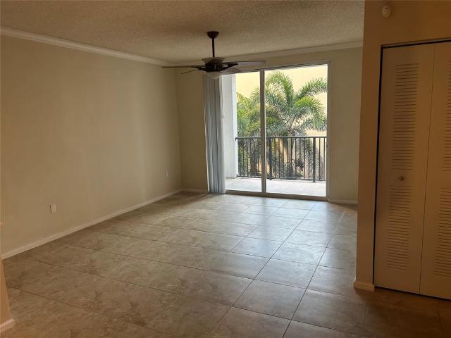 1 BR, 1 BA in Sunny Isles Beach
