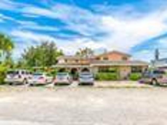 1 BR, 1 BA in Poinciana Park