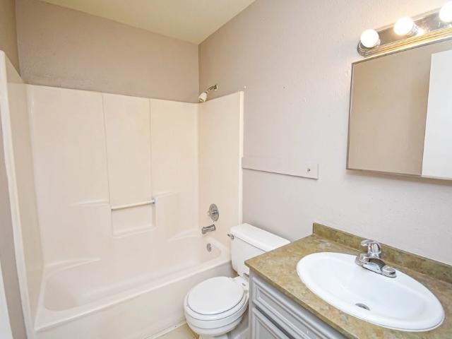 1 BR, 1 BA in Palacios