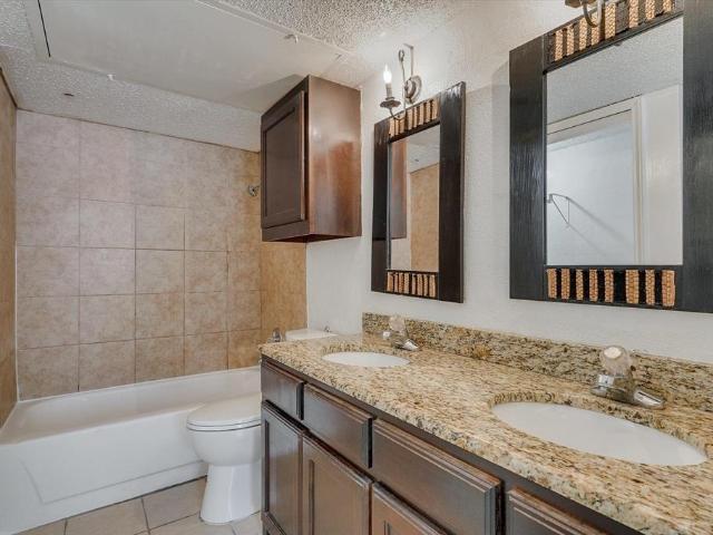 1 BR, 1 BA in Richland Trace Condominiums