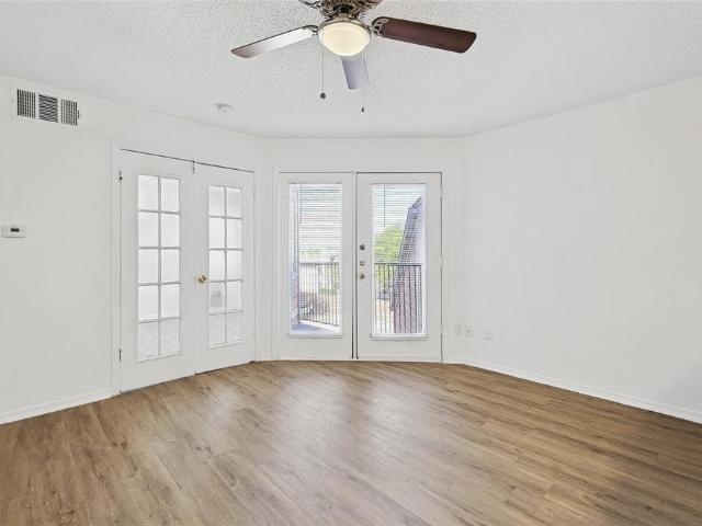 1 BR, 1 BA in Richland Trace Condominiums