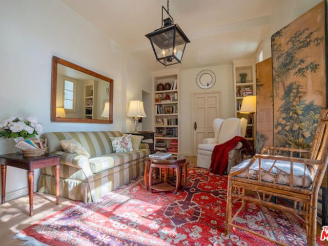 1 BR, 1 BA in West Hollywood Vicinity