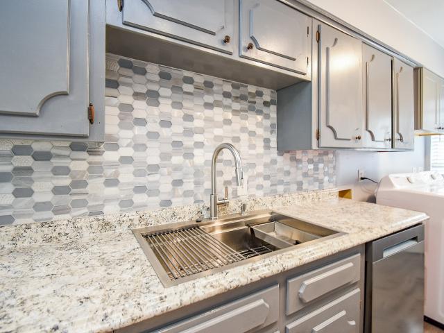 1 BR, 1 BA in Westbury