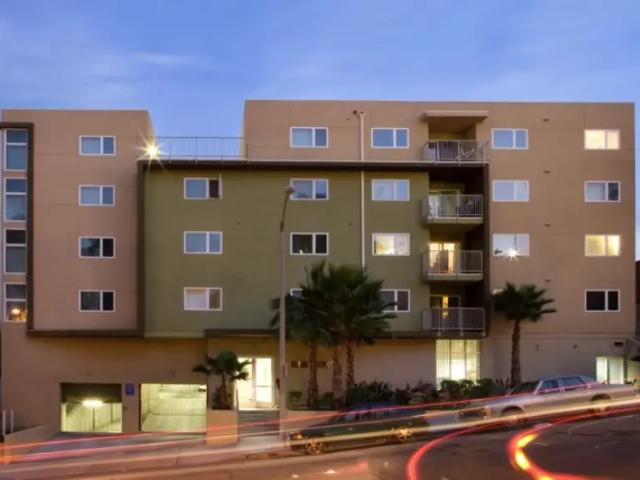 1 BR, 1 BA in Westlake