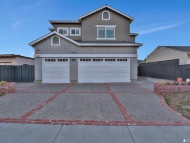 1 BR, 2.5 BA Apartment 205 Alta Loma Dr, South San Francisco, CA 94080