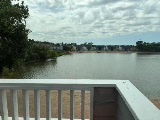 1 Br, 2 bath, Townhouse/Brownstone/RowHouse 1007 N Lakewind St