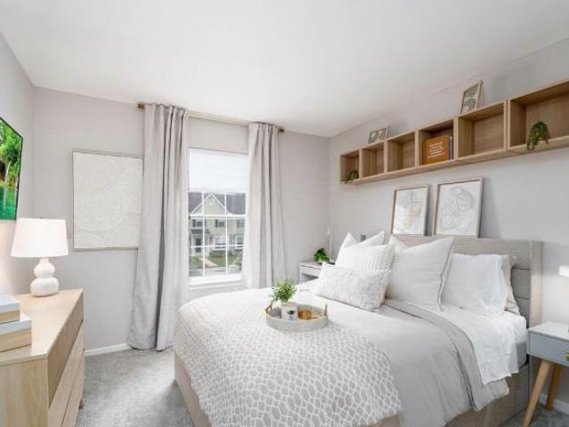 1 Br, 2 bath, Townhouse/Brownstone/RowHouse 16 Elks Trl