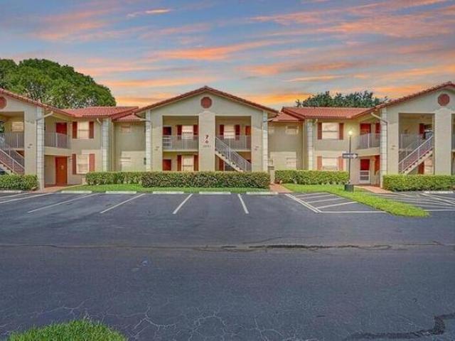 1 Br, 2 bath, Townhouse/Brownstone/RowHouse 3031 Holiday Springs Boulevard