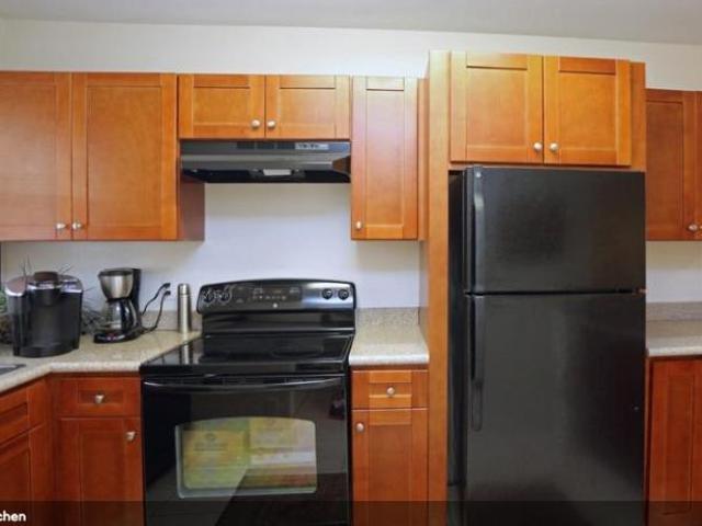 1 Br, 2 bath, Apartment 1361 S Federal Highway