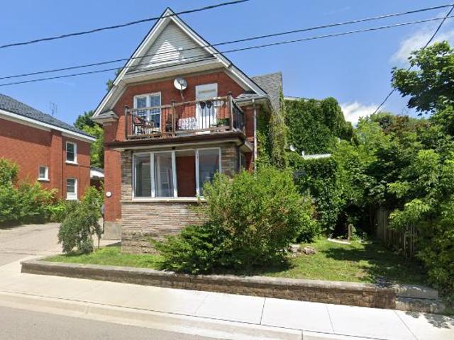 1 Br, 2 bath, Apartment 136 Weber Street