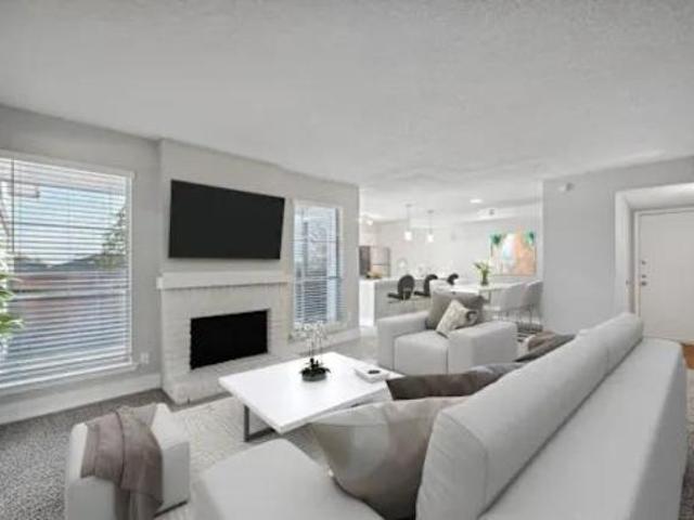 1 Br, 2 bath, Apartment 1410 S Goliad Street