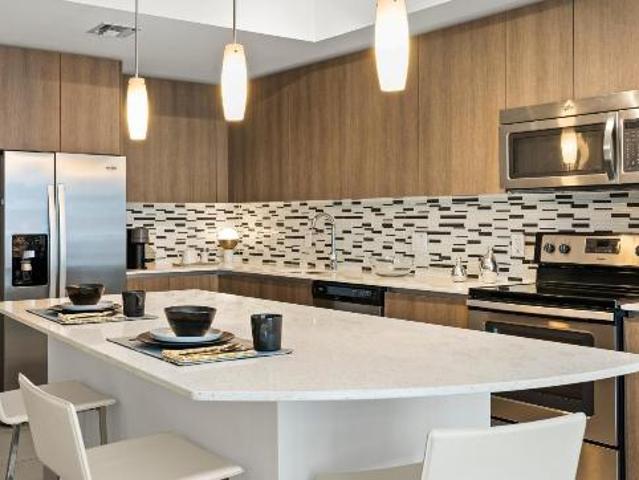1 Br, 2 bath, Apartment 201 SE 2nd Avenue