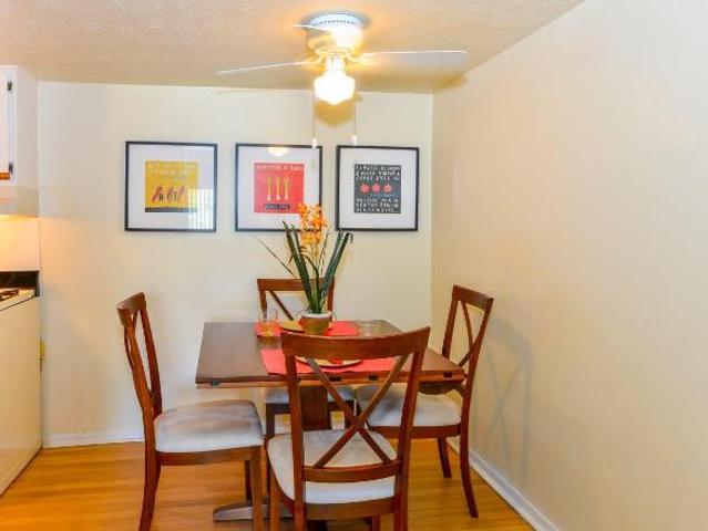 1 Br, 2 bath, Apartment 2414 Stone Rd