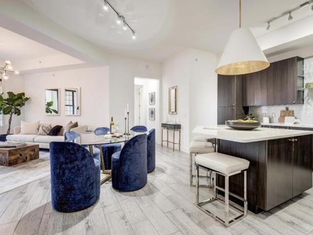 1 Br, 2 bath, Apartment 2728 Hood Street