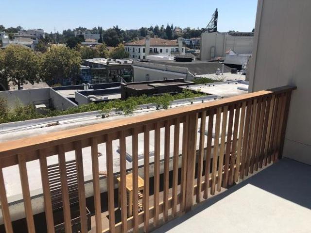 1 Br, 2 bath, Apartment 388 Santa Clara Avenue