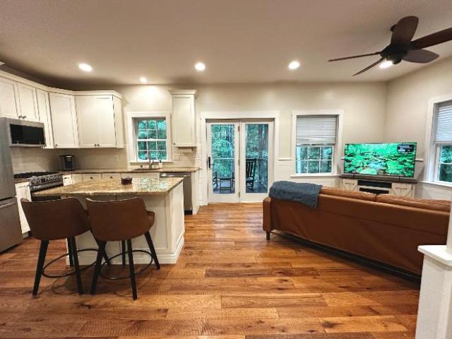 1 Br, 2 bath, Condo 41959 Sweet Spring Ln