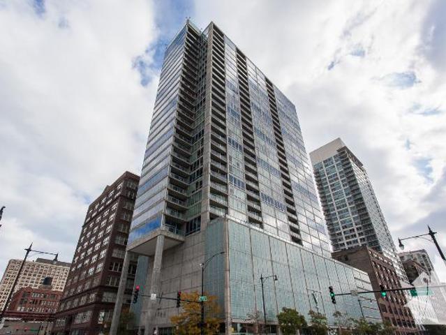 1 Br, 2 bath, Condo 611 S Wells
